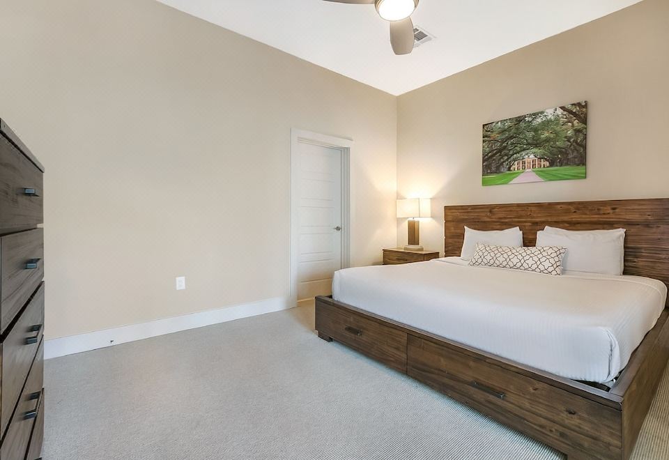 Luxury 2Br Penthouse California Building, New Orleans - 2025 Updated ...
