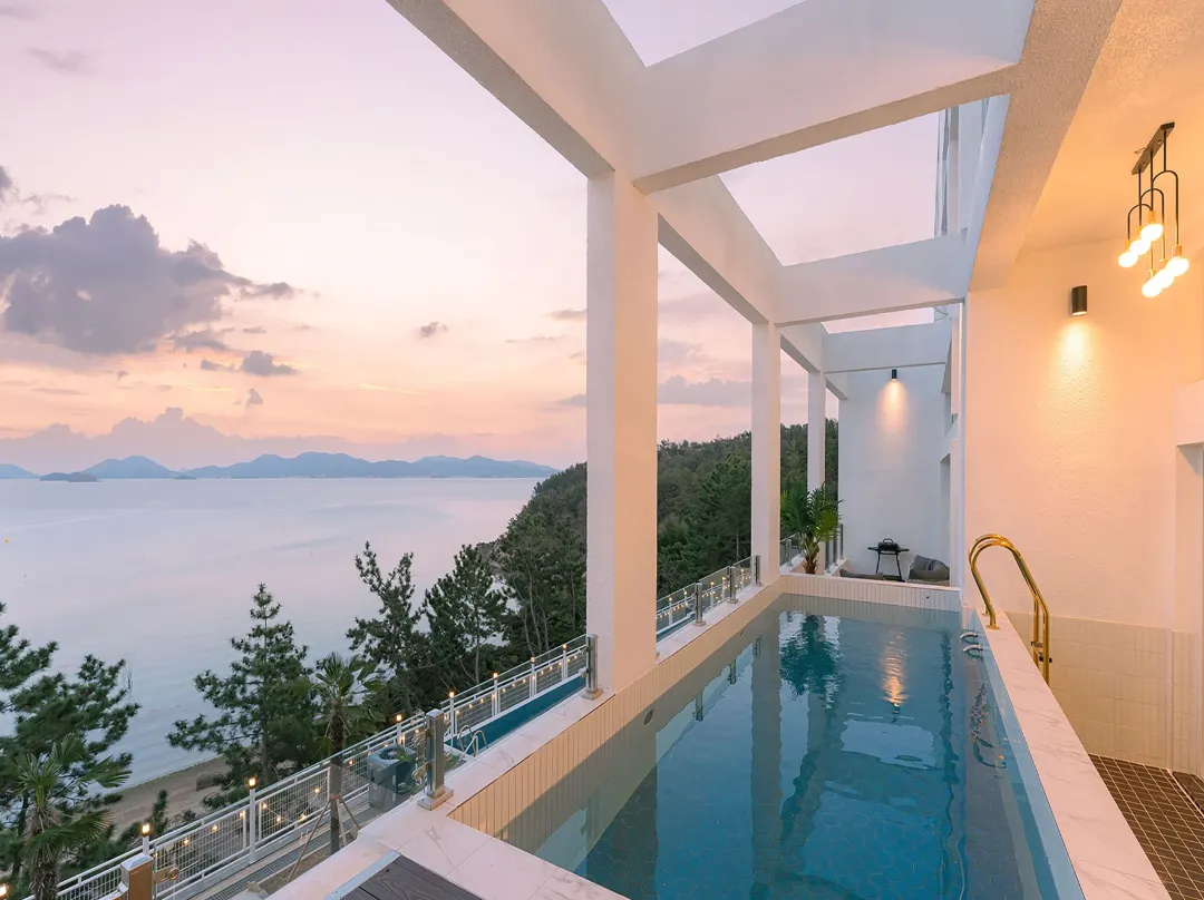Yeosu Siesta Poolvilla - Yeosu-si