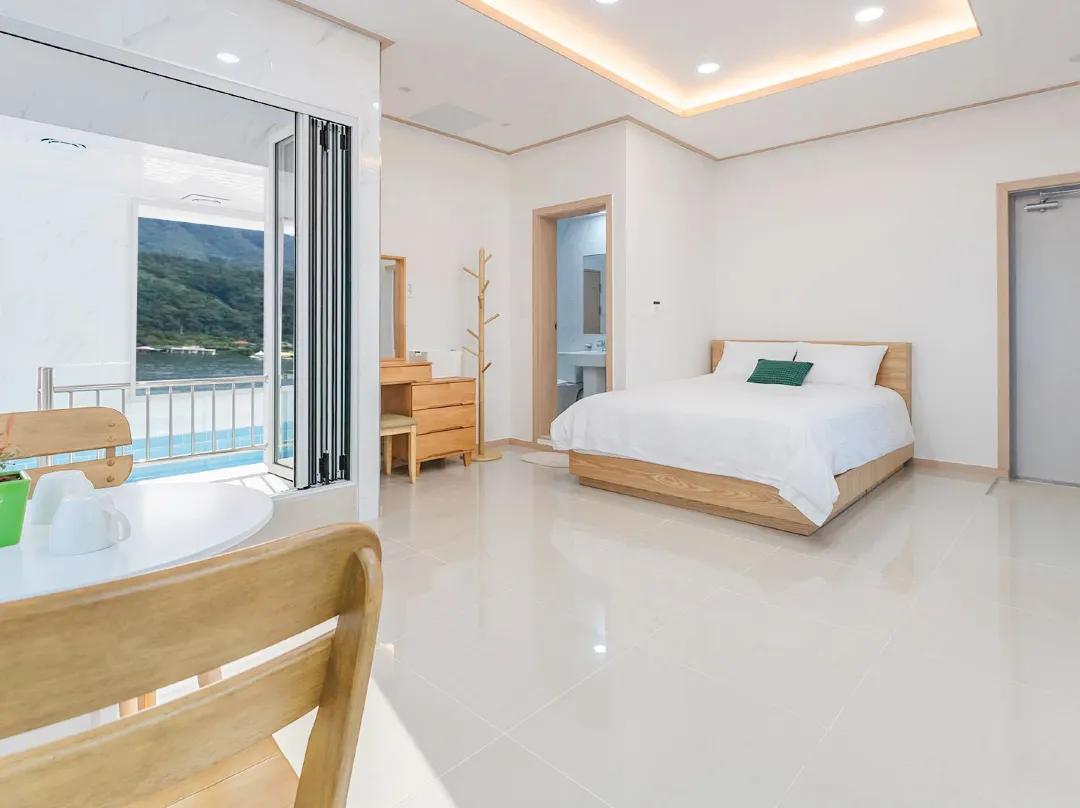 Namiseompension Stella Poolvilla - Gapyeong-gun