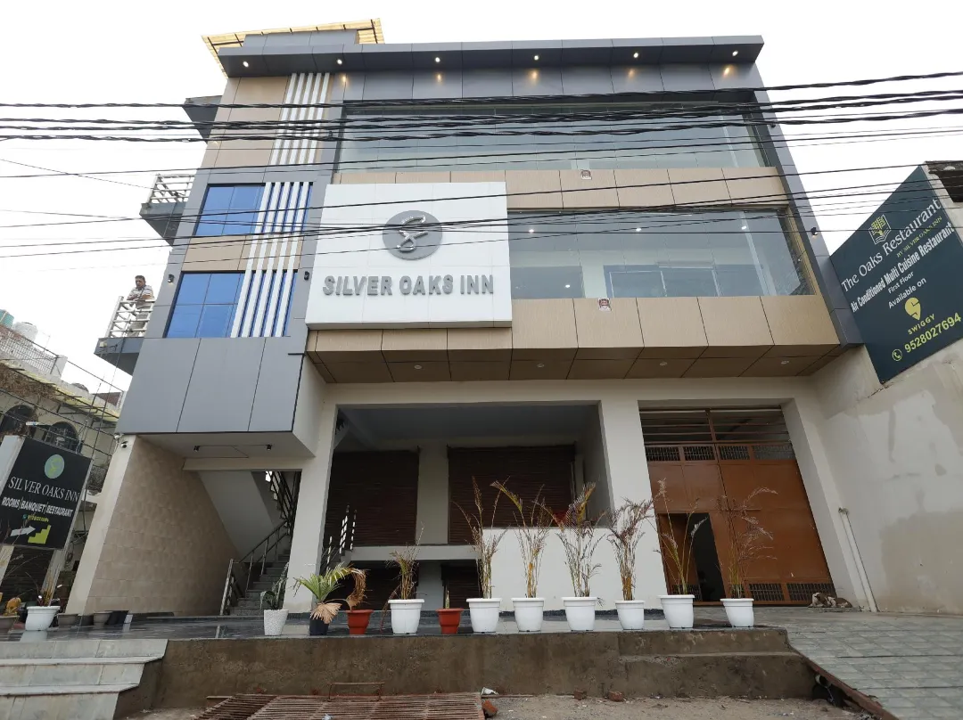 Silver Oaks Inn - Mathura