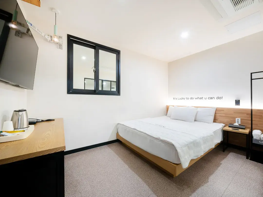 Jinju Hotel Chemi - 상대동