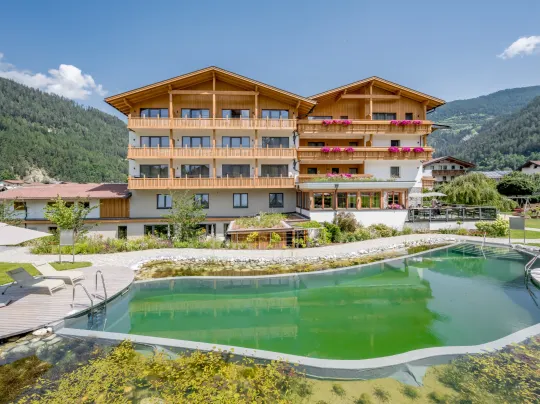 Tilia Living - B&b Mit Dem Komfort Eines Kleinen, Feinen Hotels - Serfaus
