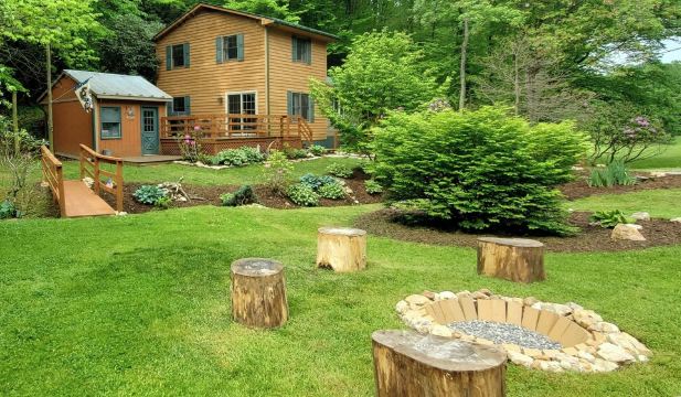 Country Cabin in the Blue Ridge Mountains of Floyd County (Little River ...