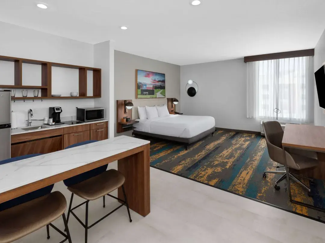 La Quinta Inn & Suites By Wyndham San Antonio At The Rim - テキサス州