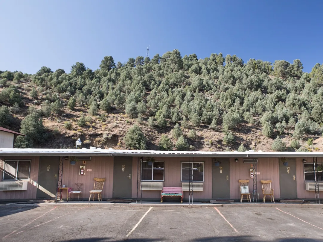 Cozy Mountain Motel - Nevada