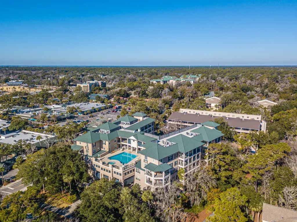 Rooftop Pool And Ocean Access - Stylish Coastal Getaway - Hilton Head Island, SC