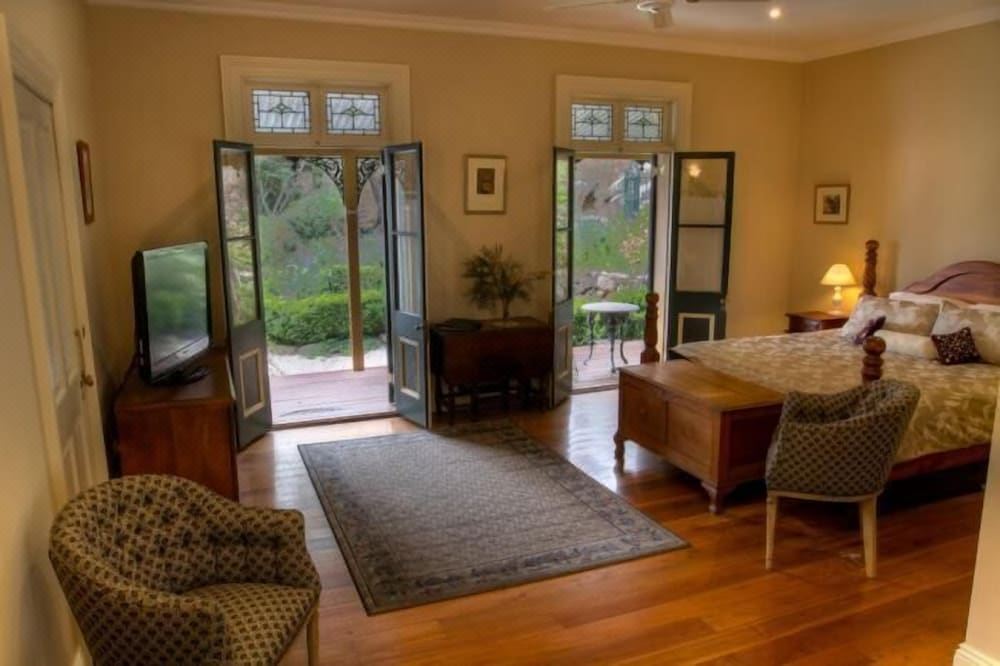 Tizzana Winery Bed And Breakfast - Hawkesbury City Council