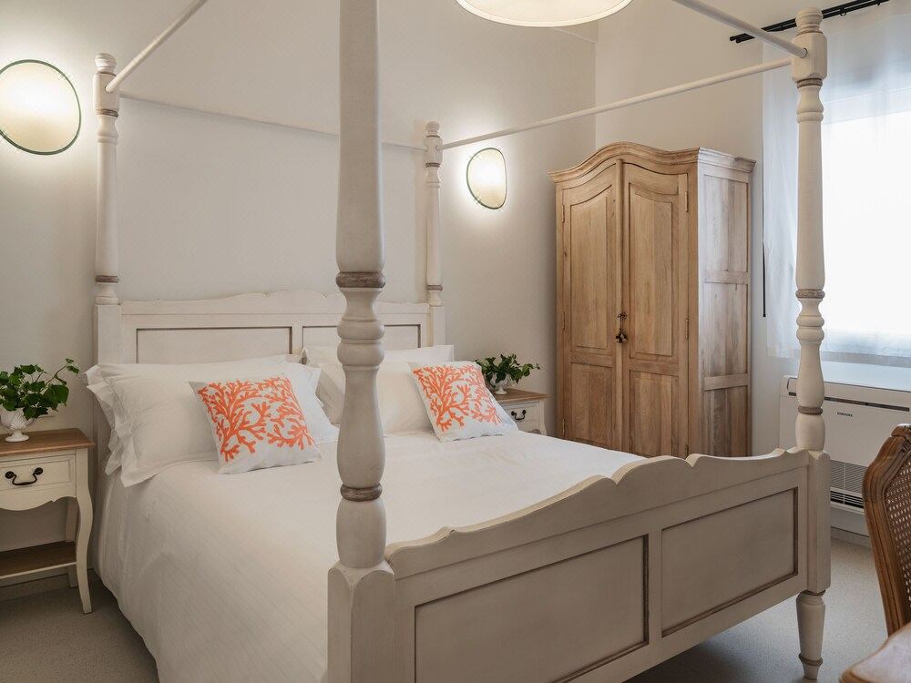 Living U Homesuites - Lecce