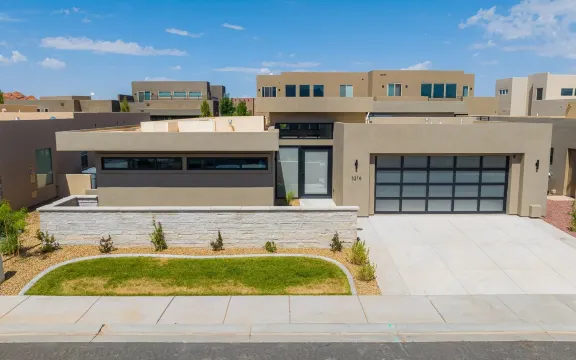Private Pool And Rooftop Hot Tub - Inviting Desert Oasis - Hurricane