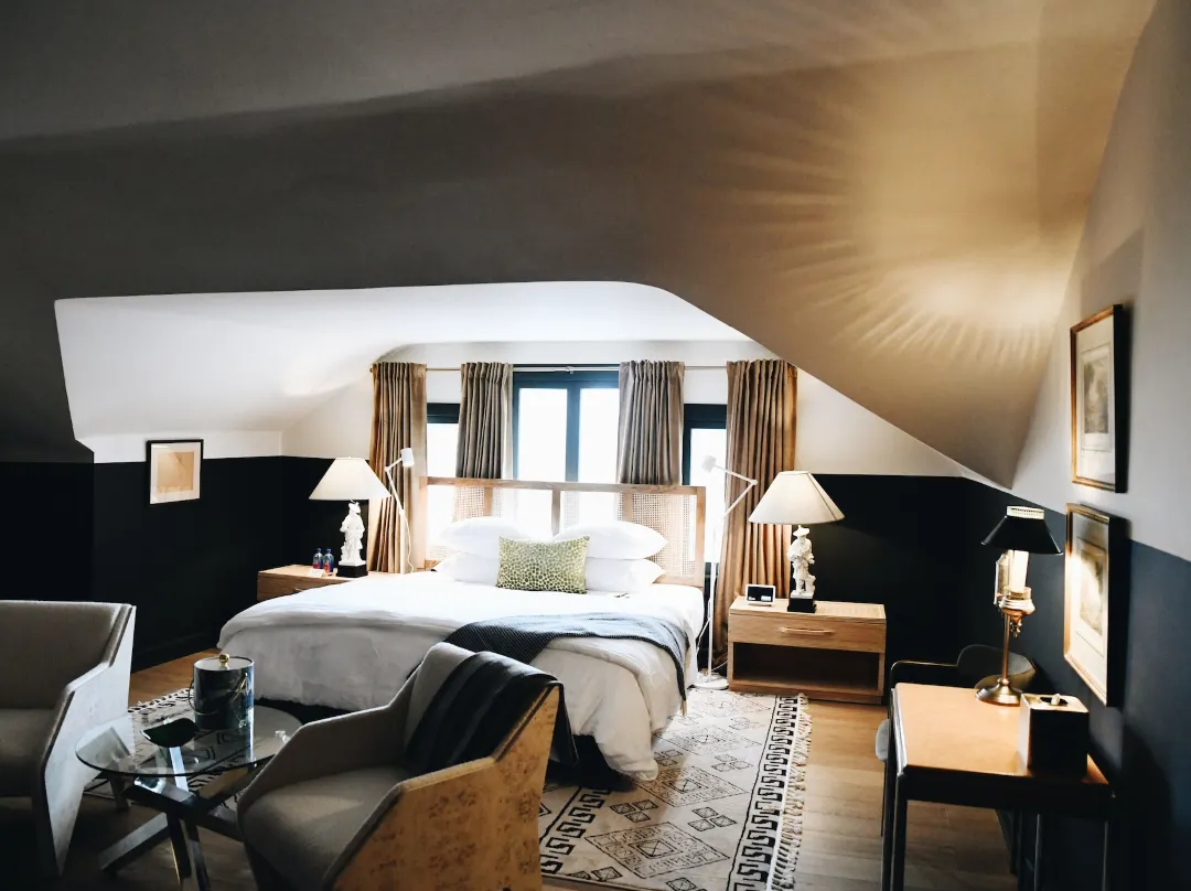 Aida Hotel - Kansas City, MO