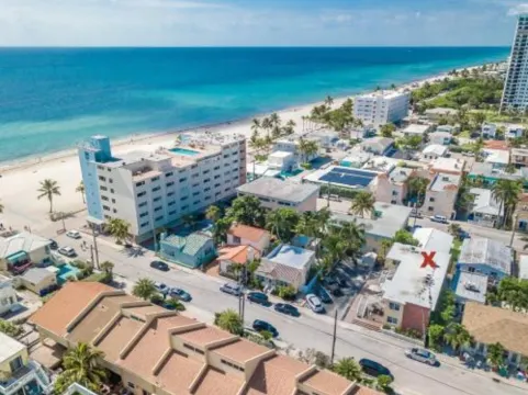 Southwinds Inn By The Gold Nests - North Miami Beach, FL