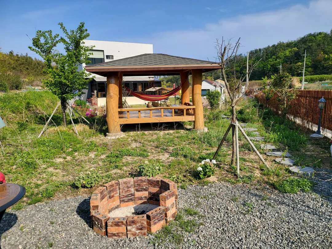Kyeongju The Hue Pension - Gyeongju-si