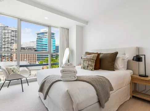 Urban Escape: Prime Location - Auckland