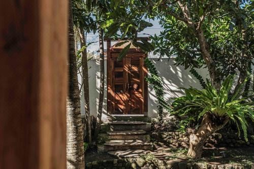 OLA HOUSE Uluwatu Bespoke 2 BR with Salt Water Pool 10 minutes to Best ...