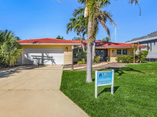 Heated Pool And Direct Gulf Access With Spectacular Sunsets - Stunning Oasis - Fort Myers Beach, FL