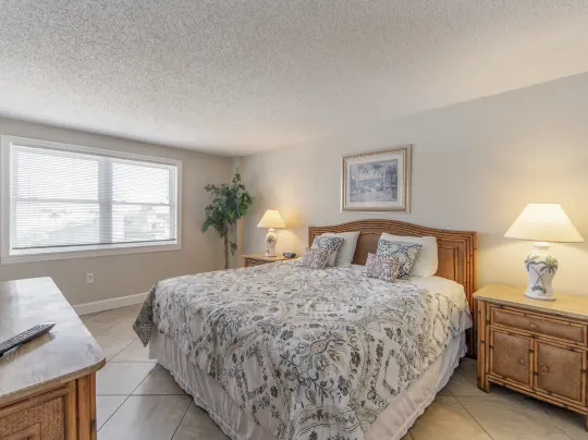 Beach View - Balcony - 3b 2b - Beach Place #305 - Madeira Beach, FL