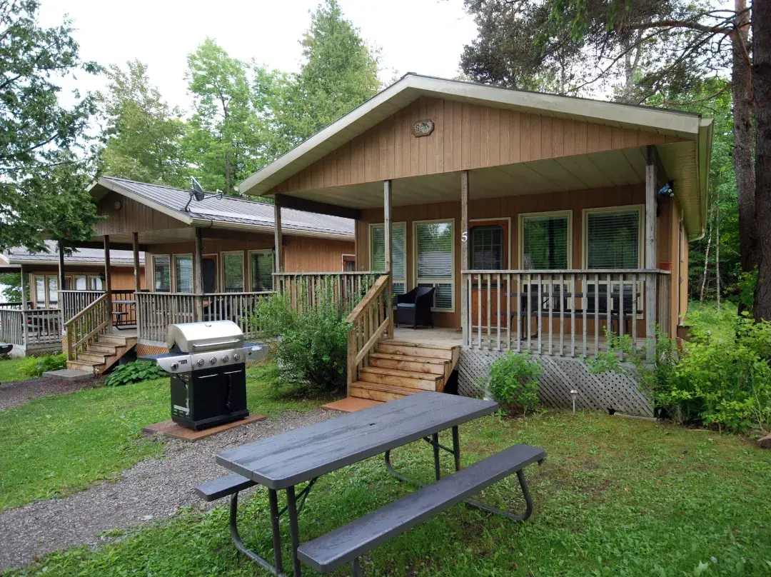 Ogopogo Resort - Ontario