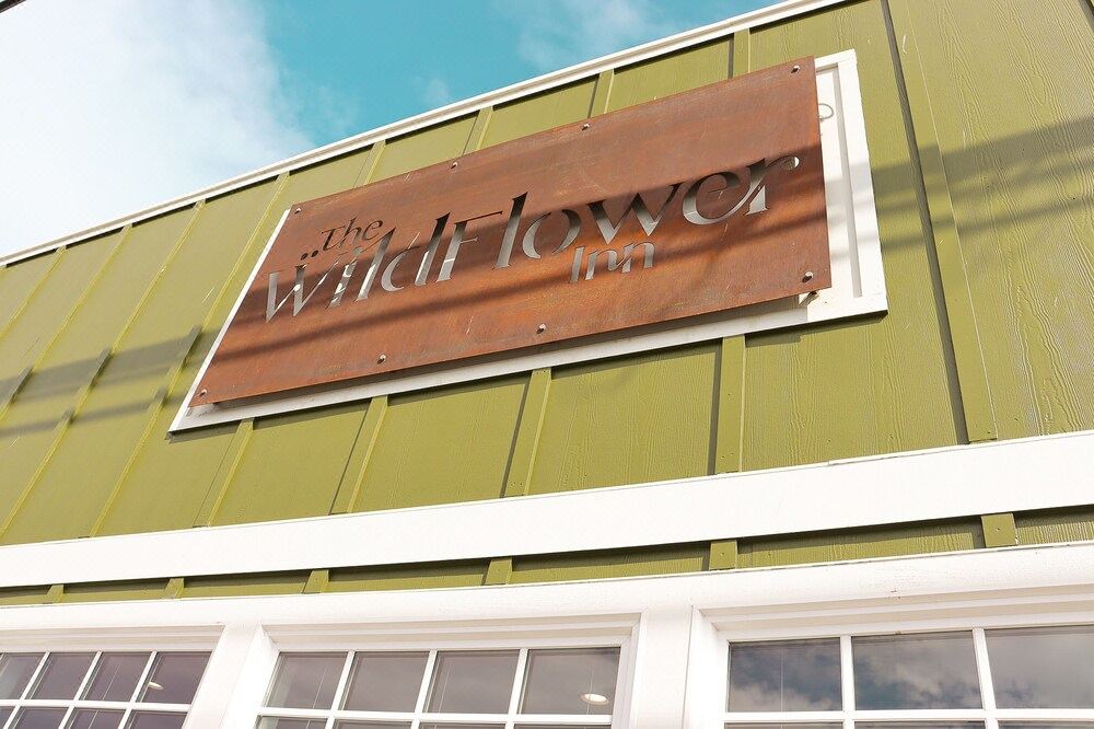 The Wildflower Inn - ゴールドビーチ, OR