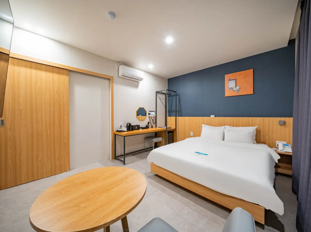 Hotel Leo Changwon Palyong Branch - Tongyeong