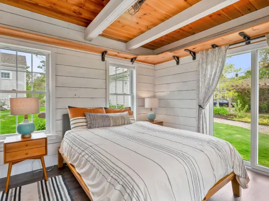 Stunning Views And Cozy Outdoor Spaces - Charming Marshfront Haven - Sandwich, MA