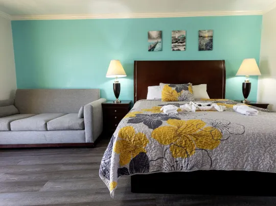 Crystal Palace Resort - Crystal Beach, TX