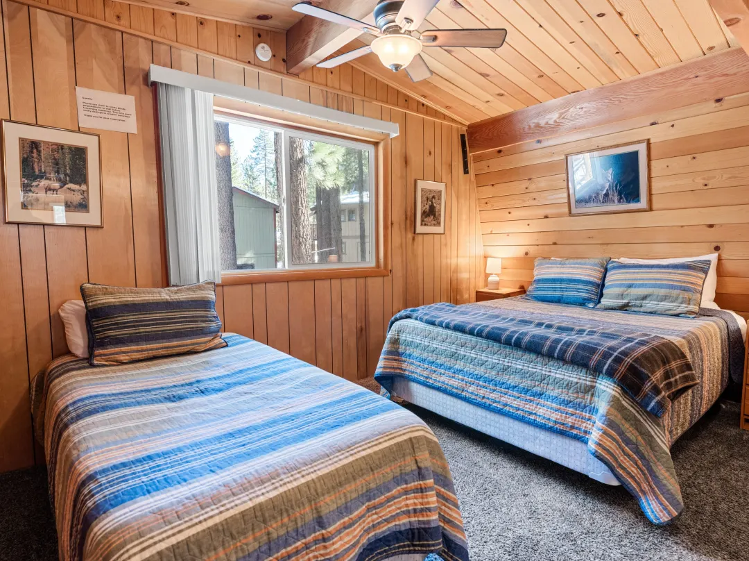 Cozy Elegant Retreat - Fireplace And Private Balcony - Big Bear Lake, CA