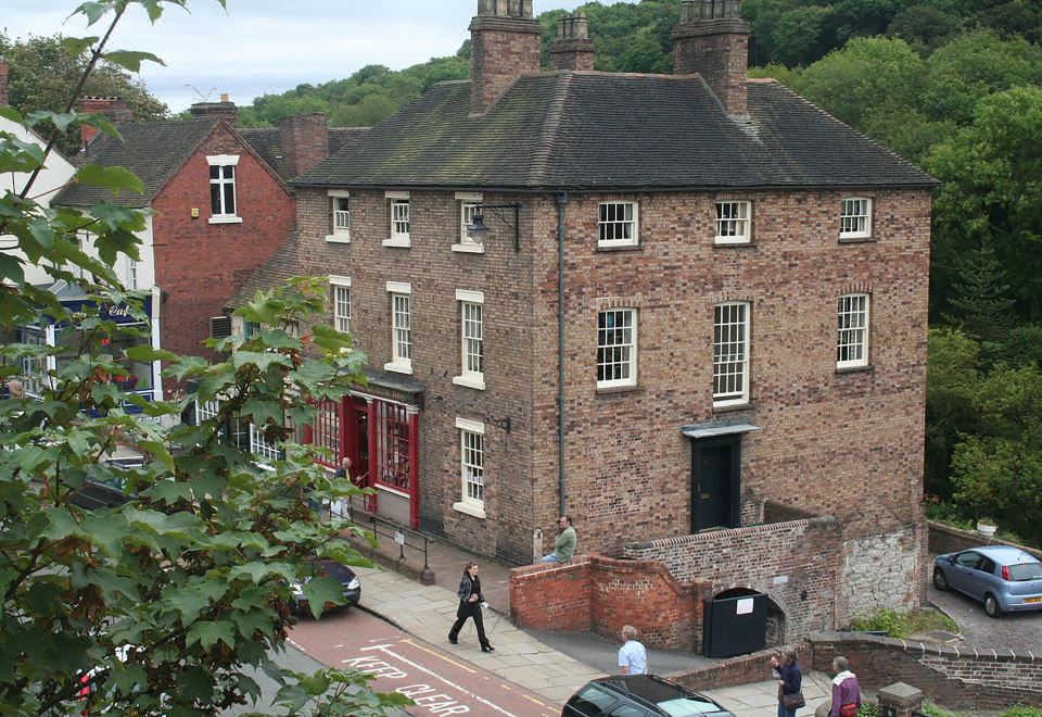 The Tontine Hotel & Bar,Ironbridge - Updated 2024 Reviews & Prices ...