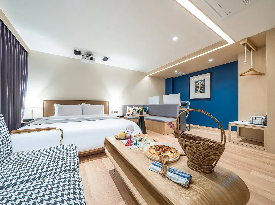 Hound Hotel Sajik Minam Station - Busan