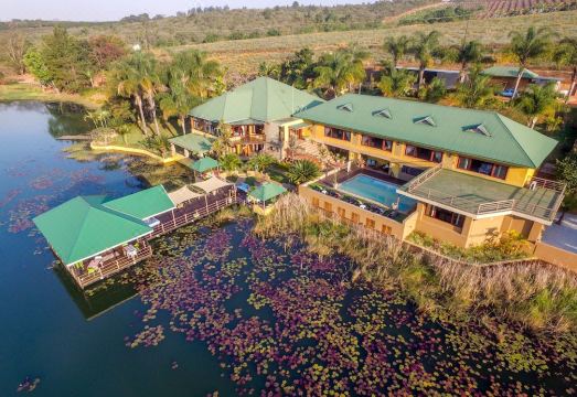 Bambuu Lakeside Lodge,Ehlanzeni - Updated Prices & Hotel Reviews 2024 ...