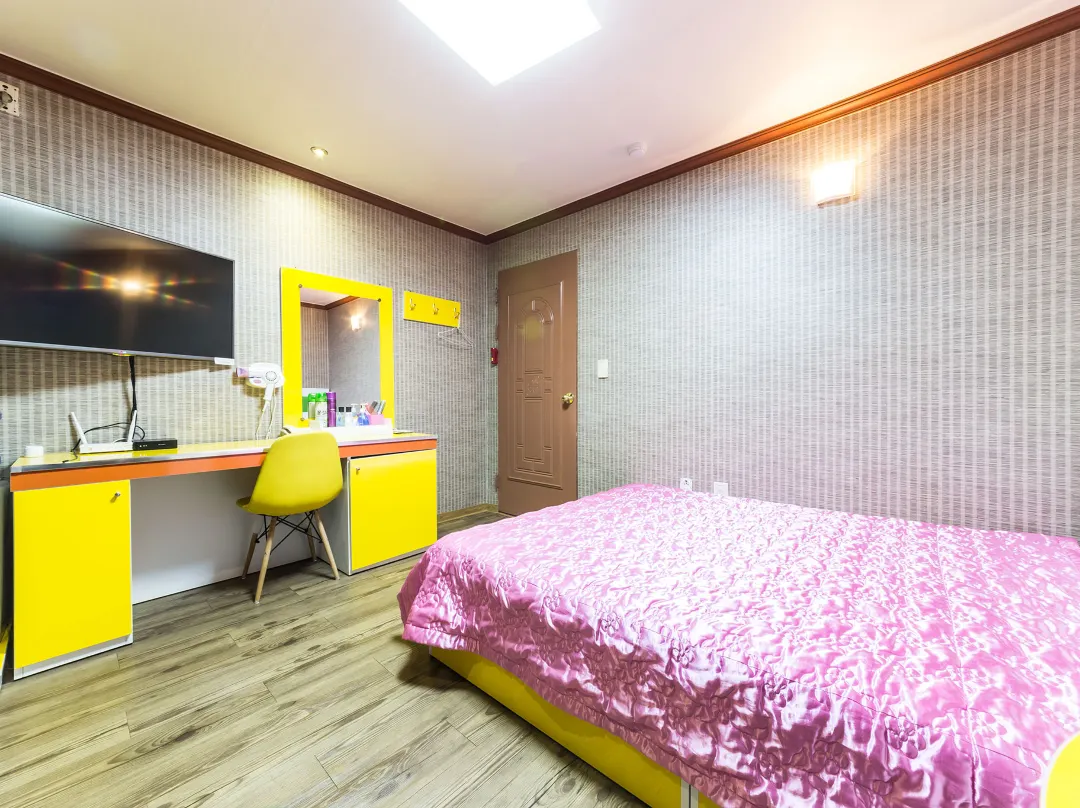 Pocheon Pocheon Park - 포천동