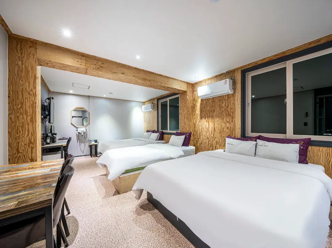 Yeosu Hotel The B - Yeosu