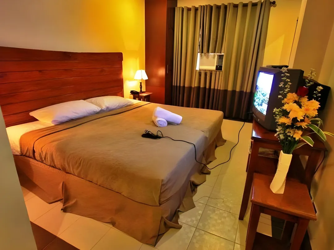 Staylite Hotel - Candon