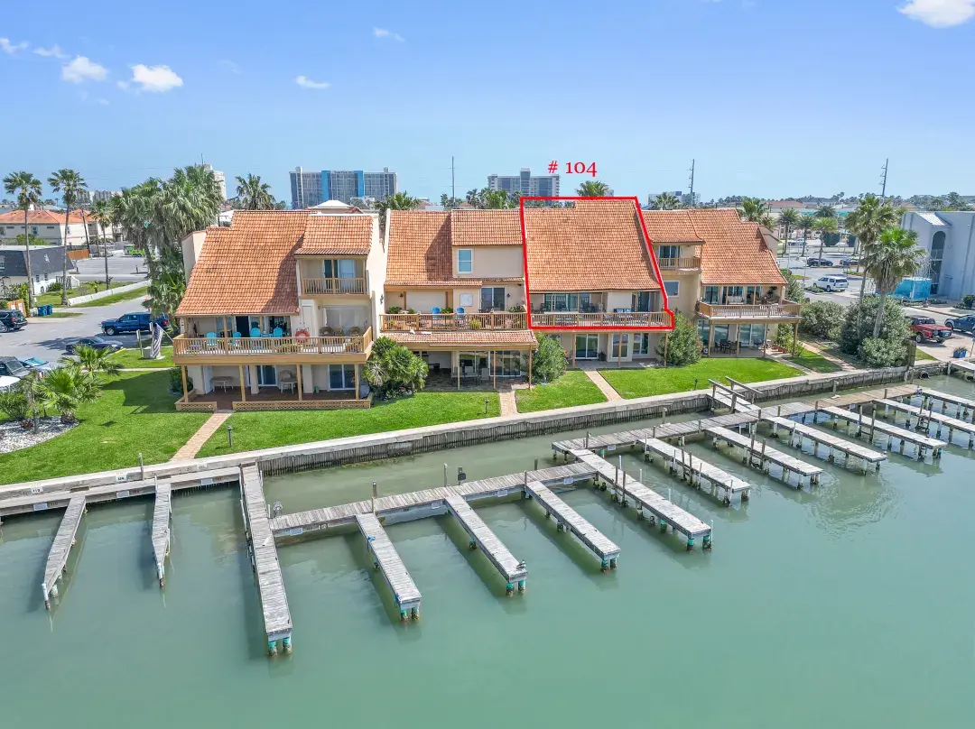 Breathtaking Bayfront Oasis - Sunset Views, Pool, Wifi - South Padre Island, TX