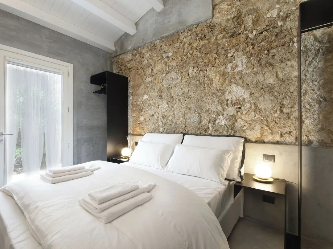 Isonzo Suites - Syracuse
