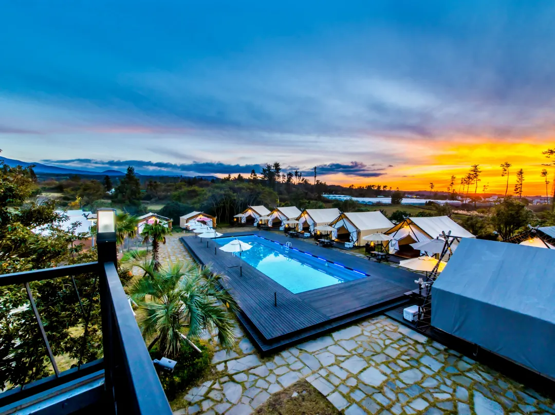 Jeju Eco Hill Glamping - Jeju