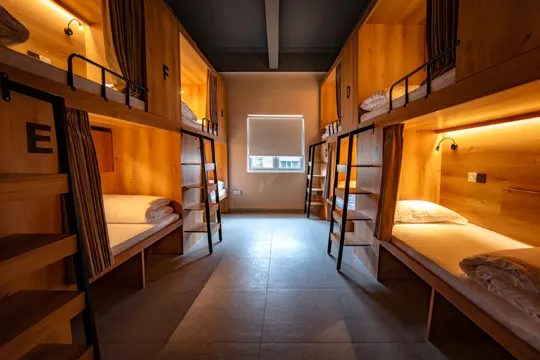 Gusti Bed & Breakfast - Singapore