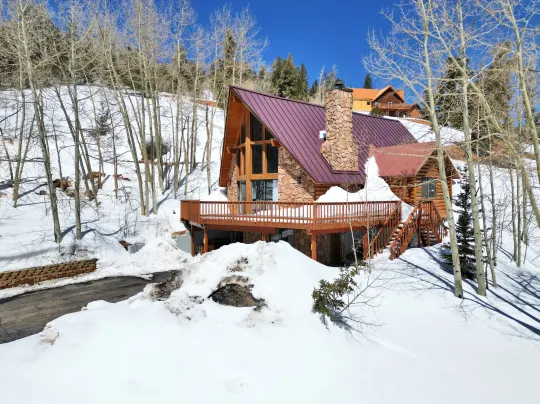 Cozy Secluded Oasis With Game Room And Indoor Fireplace - Inviting Retreat - Brian Head, UT