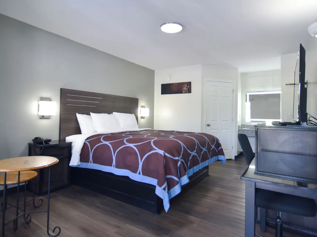 Lynchburg Country Inn - Lynchburg, TN