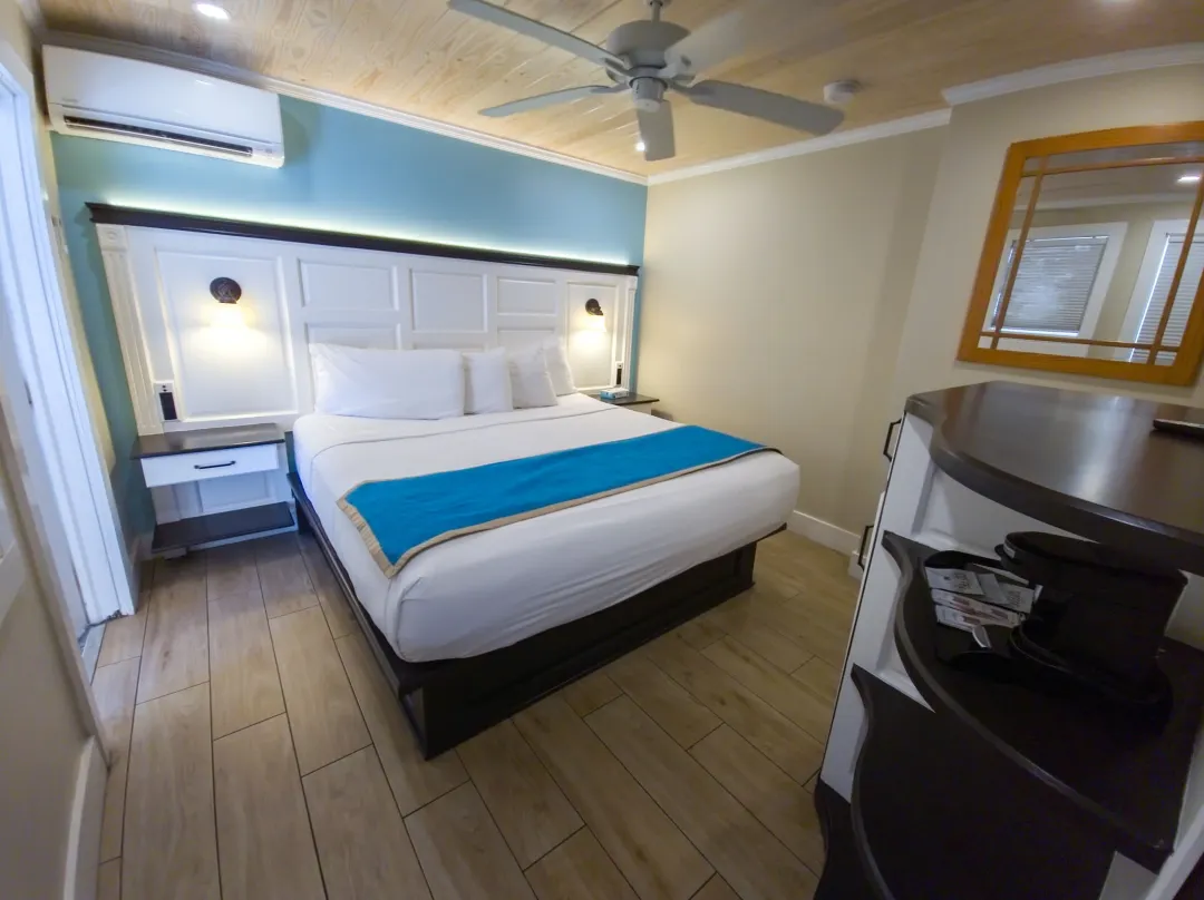 Seashell Motel And International Hostel - Key West, FL
