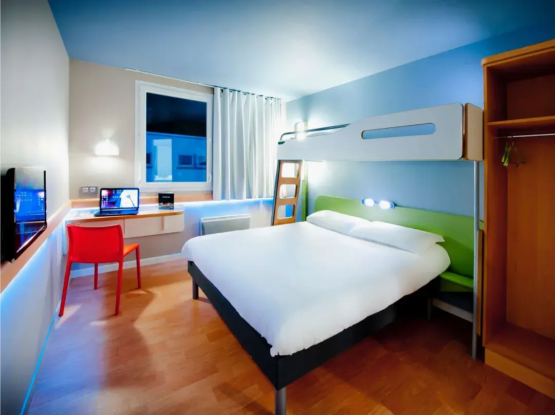 Ibis Budget Brest Centre Port - Brest, France