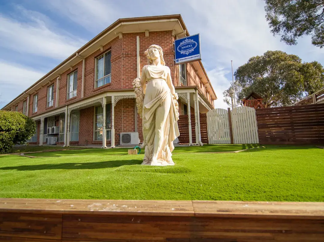 Hamilton's Queanbeyan Motel - Canberra