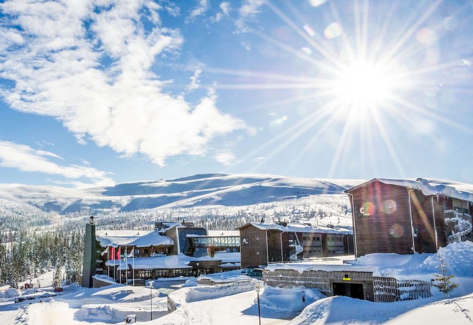 Park Inn by Radisson Trysil Mountain Resort, Trysil - 2025 Updated ...