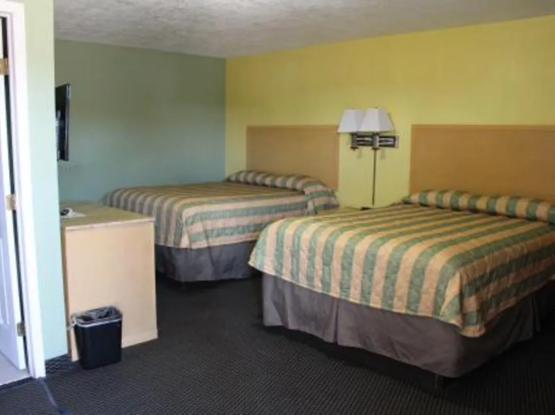 Deluxe Inn Fort Stockton - Fort Stockton, TX