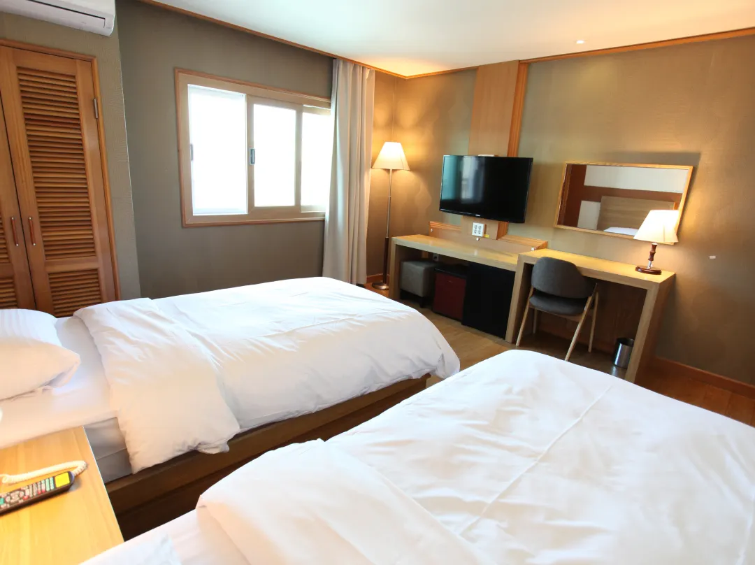 Diamond Hotel - Jeju