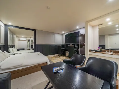 Pyeongtaek Gallery Hotel - Pyeongtaek-si