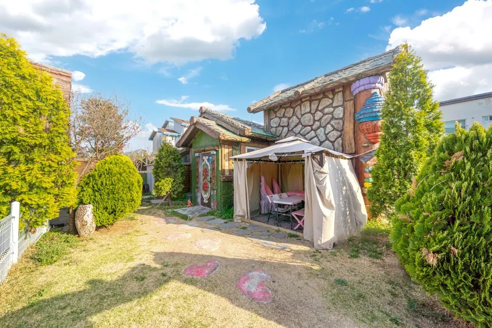 Lala Land Pet Friendly Pension - Gyeongju-si
