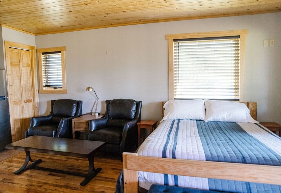 Yellowstone Cabin #5 at Gallatin Canyon Cabins,Gallatin Gateway ...