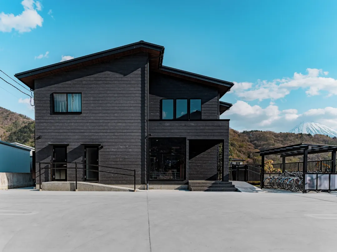 Haostay Kawaguchiko Art Museum. - Lake Kawaguchi