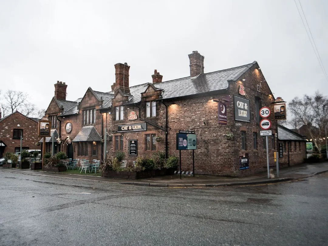 Cat & Lion Country Pub And Hotel - Warrington