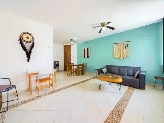 Elegante Refugio De 2 Habitaciones Con Patio Privado - Playa del Carmen